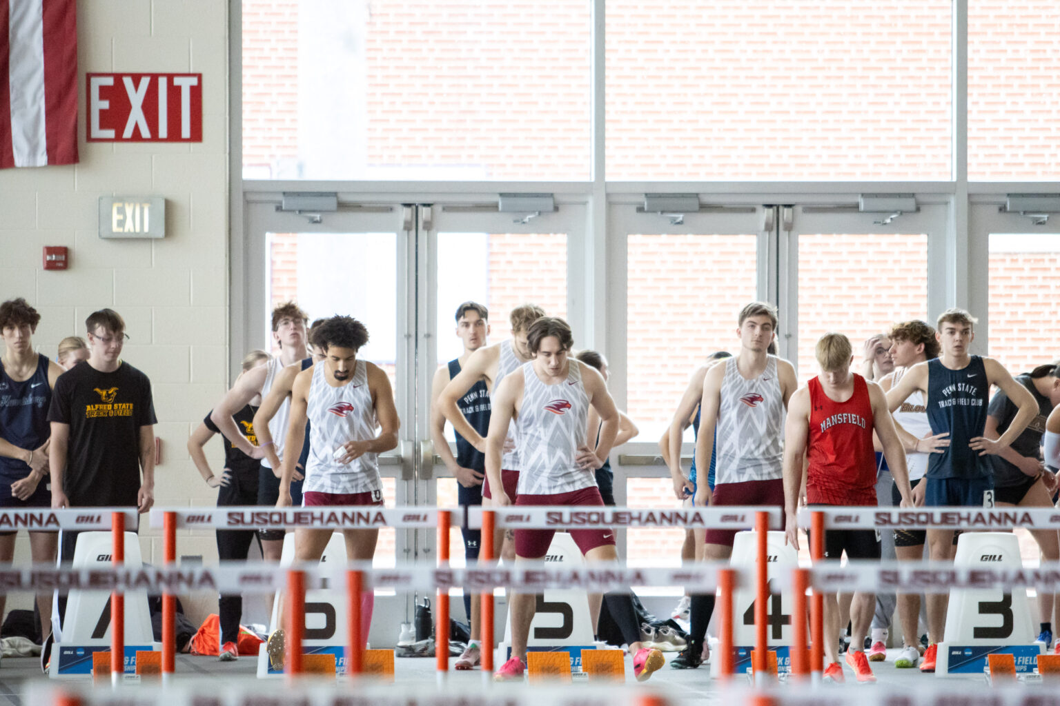 Photos: Men’s and Women’s Track and Field vs River Hawk Invite – The Quill